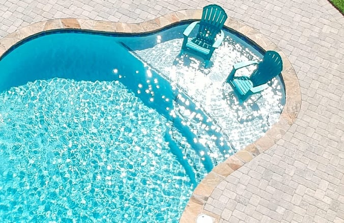 Swimming Pool Sun Shelves Uses, Benefits, and Options—With Photos