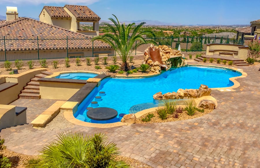 Choosing the Right Colors for Your Swimming Pool and Patio