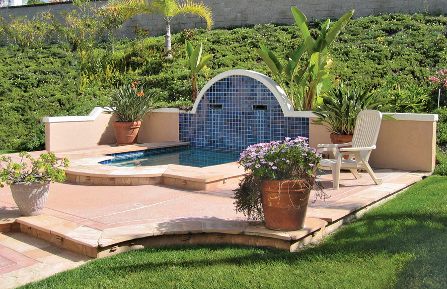 Plunge pool vs. cocktail pools vs. dipping pools vs. spools