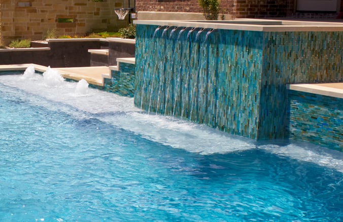 Choosing the Right Colors for Your Swimming Pool and Patio