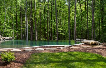 7 Ideas for a Rustic or Countryside Swimming Pool Design