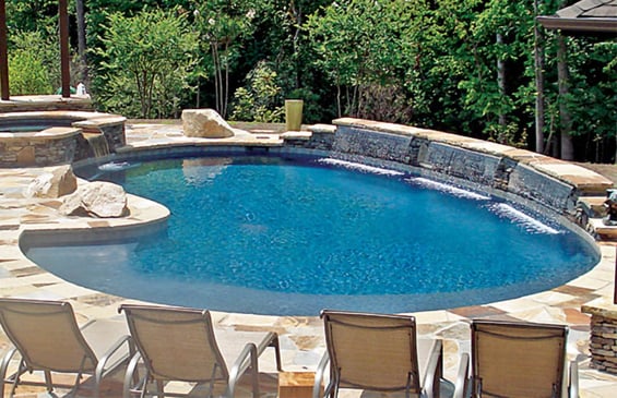 Modern Kidney-Shaped Pools: 7 Design Ideas for Fresh Style