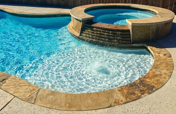 Swimming Pool Sun Shelves Uses, Benefits, and Options—With Photos