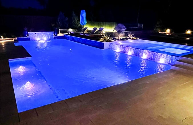 10 Beautiful Features for Your Gunite Swimming Pool in Pictures