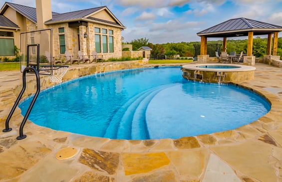 Gunite Spa Shapes: Picking the Right One for Your Pool Design