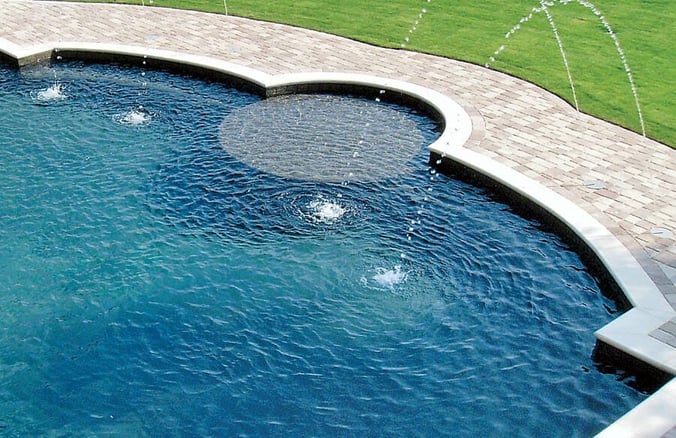 Swimming Pool Sun Shelves Uses, Benefits, and Options—With Photos